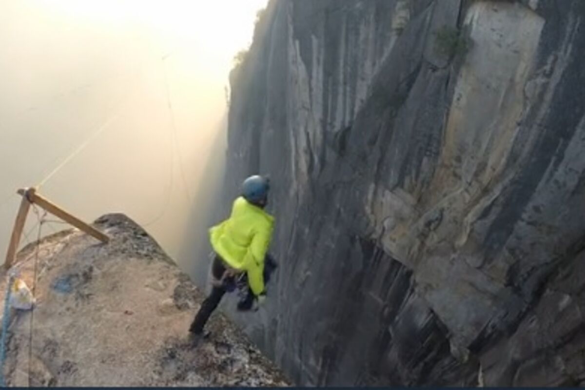 Not for the faint of heart: Jump from a cliff over 240 meters high