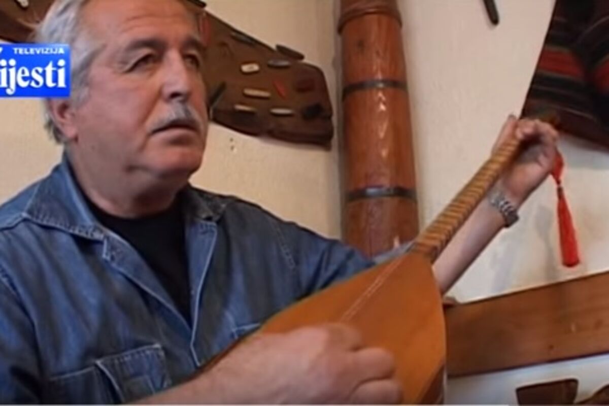 Znate li šta je saz: Ovaj instrument Fahrudin Dizdarević čuva od zaborava