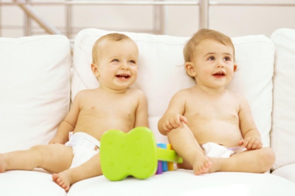 Za budući izgled pupka od ključne važnosti način vezivanja pupčane vrpce