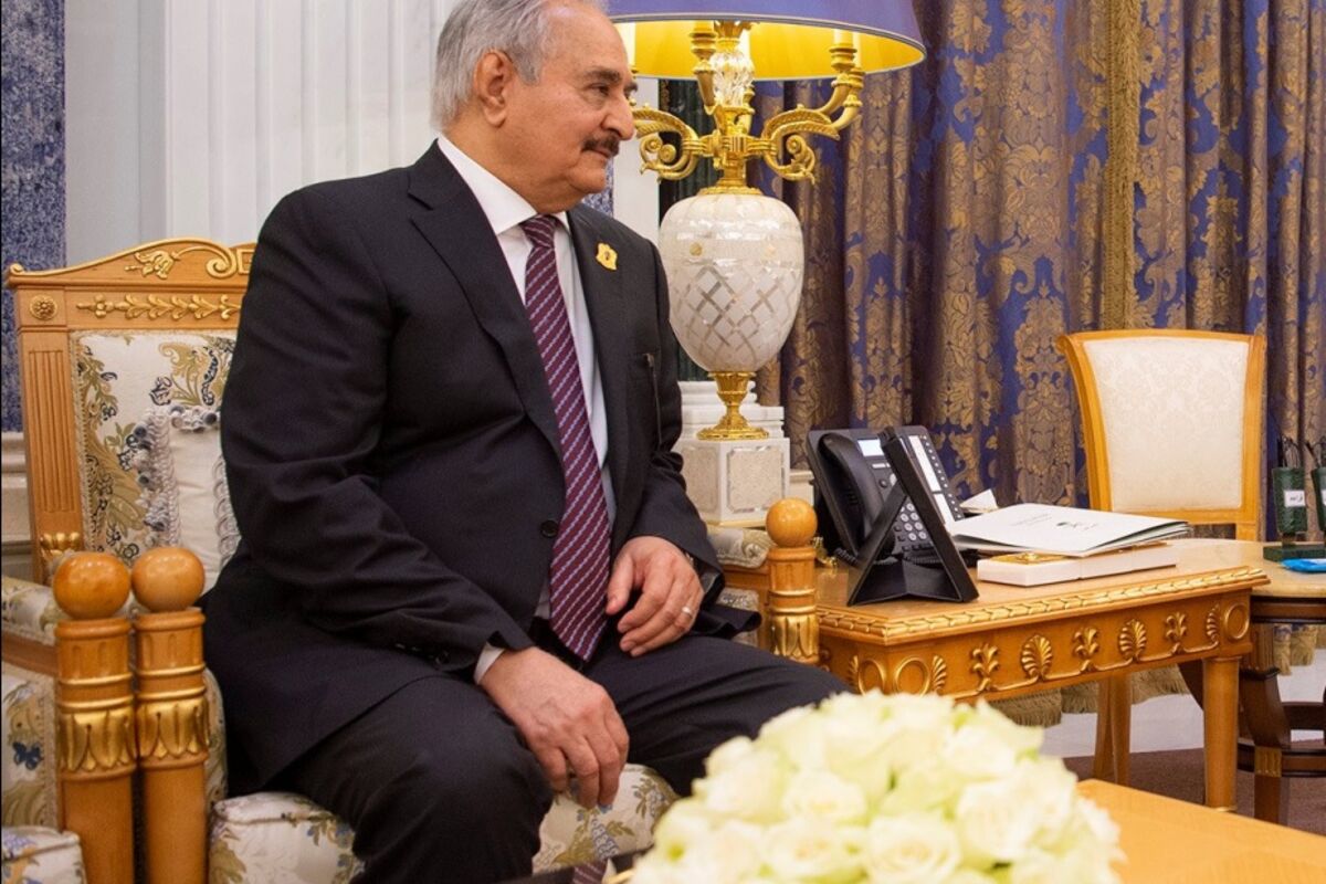 Libijski komandant Kalifa Hifter naredio snagama da krenu na Tripoli