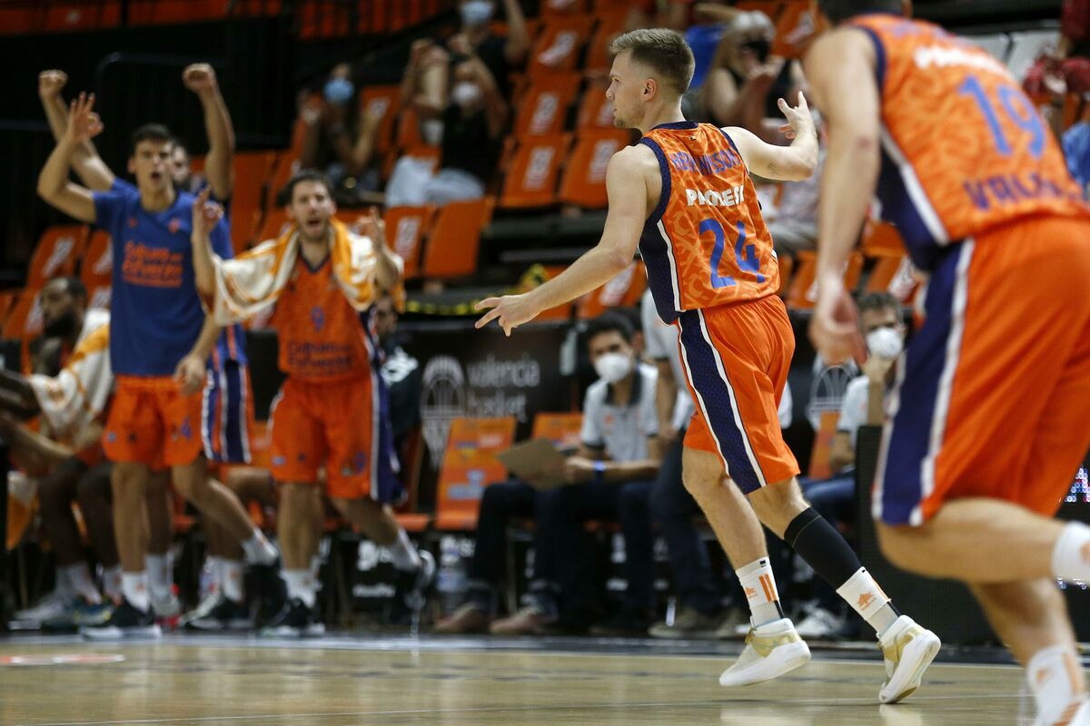 Valensija u finalu Evroliginog pripremnog turnira, Dubljević dobar