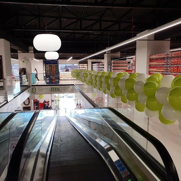 Otvoren Hard Diskont Laković - najmoderniji i najbolji market sa ...