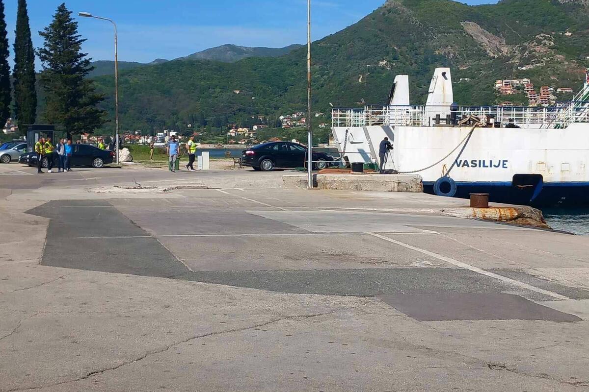 Počela naplata: Država poslije 20 godina ubira prihode od trajektne ...