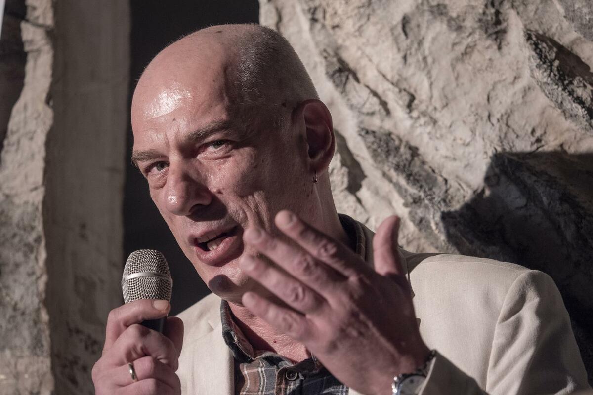 Balša Brković na Trgu pjesnika: Komunikacija je neodvojiva od bića ...