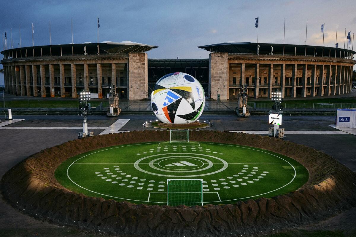 Fudbal i ljubav - "Fussballliebe" je lopta kojom će se igrati na Euru 2024