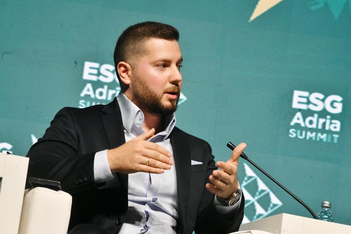 Šoć o upotrebi vještačke inteligencije: Izazov koji oblikuje i našu ...