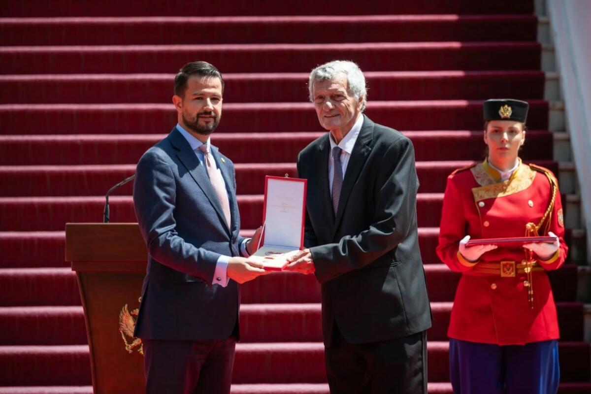 Bonja Ivanović: Odlikovanje je priznanje šahu, nadam se da će konačno ...