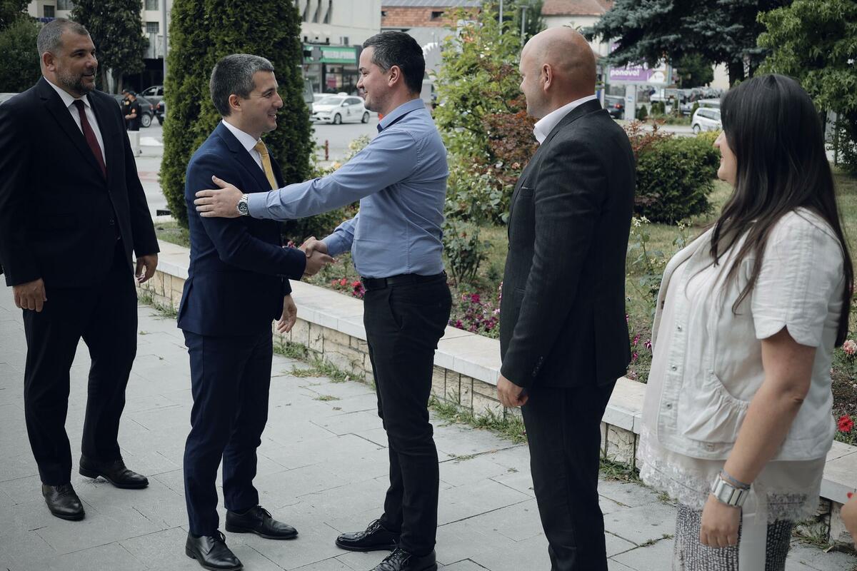 Etleboro.org - Potpredsjednik Bečić i ministar Krapović posjetili ...