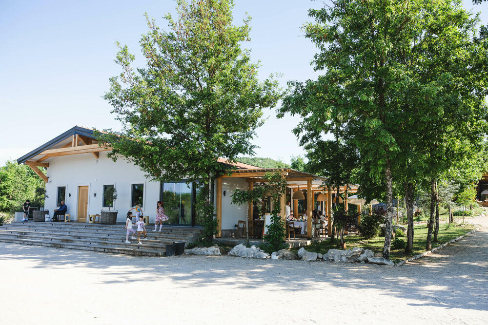 Odiva – mjesto gdje priroda grli čovjeka, a svaki trenutak postaje slavlje